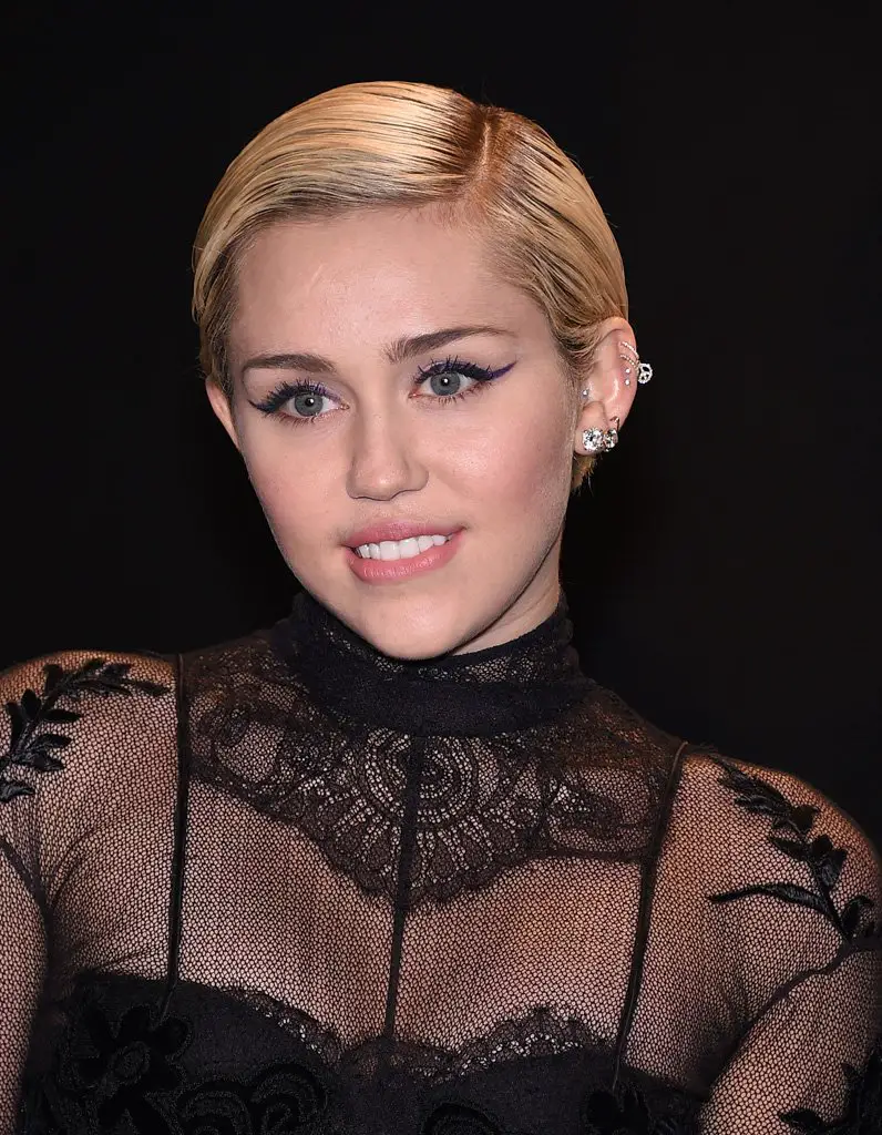 Fortune de Miley Cyrus : De Disney à la pop internationale